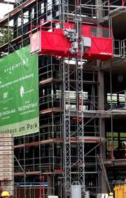 Bocker Material Lifts MX – Metro Elevator