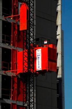 Metro Elevator – Getting Our Customers to the Top Since 1970!